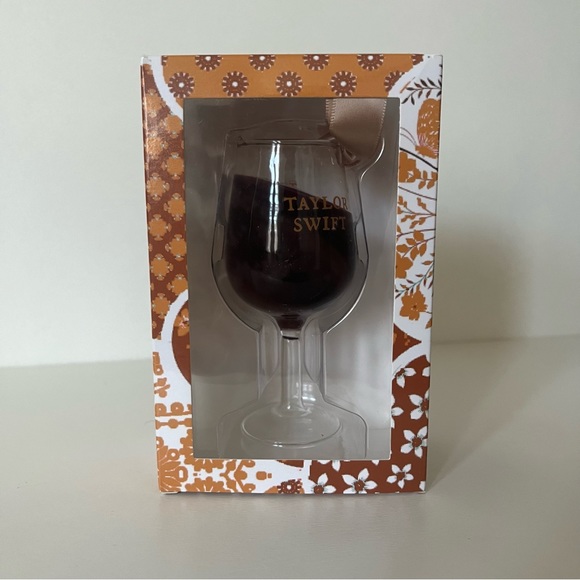 Taylor Swift | Holiday | Nwt Taylor Swift No Body No Crime Wine Glass ...